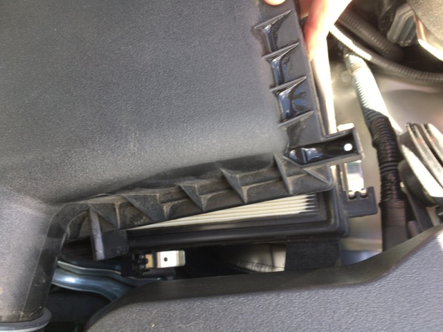 クラウン AWS210 エアクリーナー交換は超簡単！ - MHO ENGINEERING