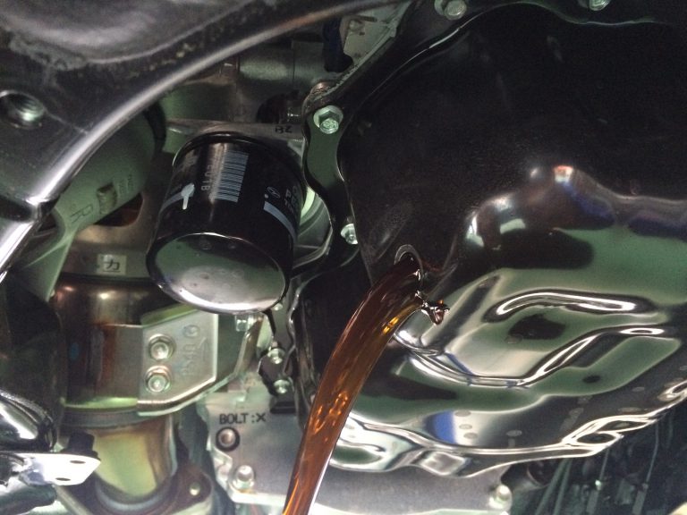 NDロードスター エンジンオイル・オイルフィルター交換 - MHO ENGINEERING