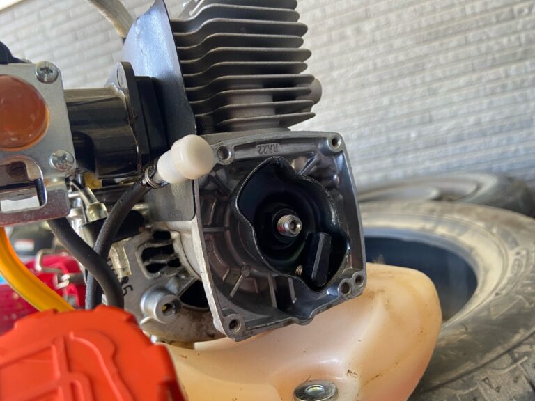 クランキングの重たくなった草刈り機EGT220を分解して軽くできるか挑戦 - MHO ENGINEERING