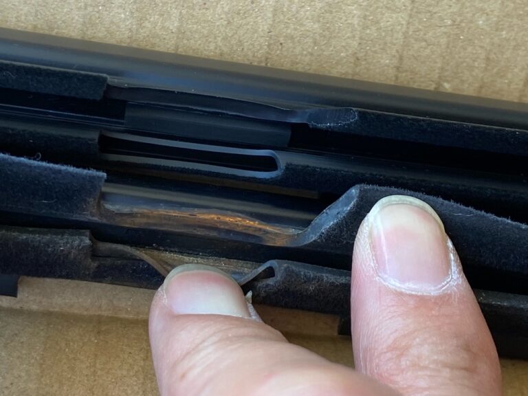 NDロードスターの窓枠に錆？車庫保管なのに何故錆びる？対策部品は？ - MHO ENGINEERING