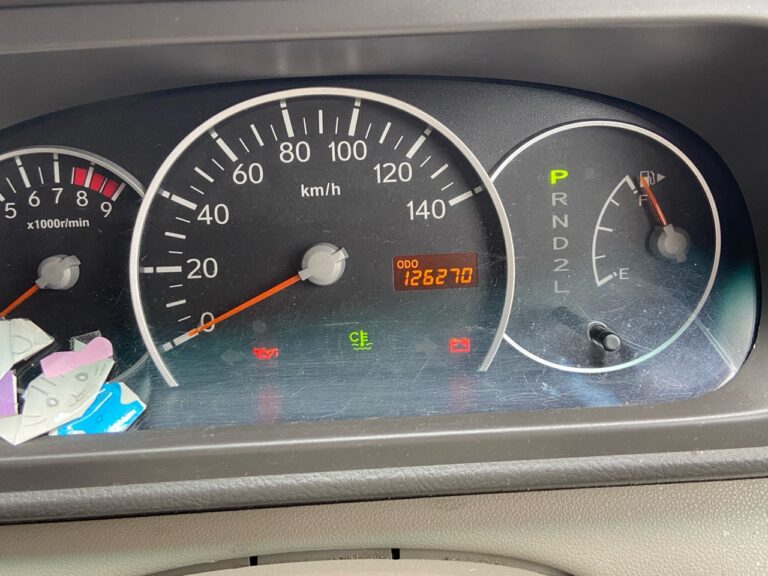 12万kmオーバーのアトレーにKUREのパーフェクトクリーンDXを投入 - MHO ENGINEERING