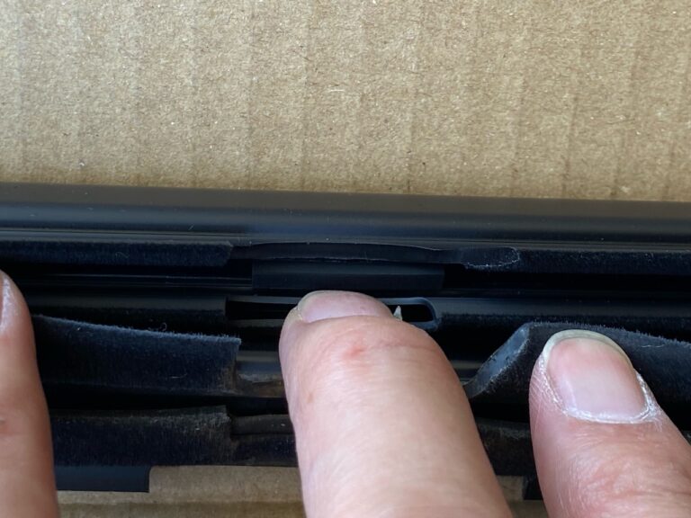 NDロードスターの窓枠に錆？車庫保管なのに何故錆びる？対策部品は？ - MHO ENGINEERING