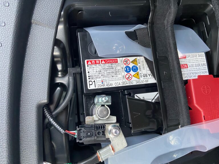 新型シエンタのHV、E-Fourを分解！足廻りや下廻りなどを紹介 - MHO ENGINEERING