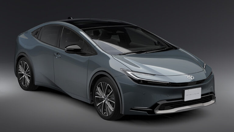新型プリウスのPHEV、ソーラーパネルつけると納期2年？元とれる？ - MHO ENGINEERING