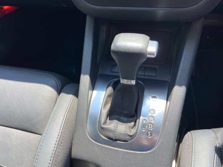 VWジェッタ、エンジンかかるが動かない？その原因はDSG！対策は？ - MHO ENGINEERING