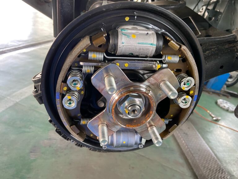 電動パーキングブレーキは便利な一方故障すると修理代がかさむ - MHO ENGINEERING