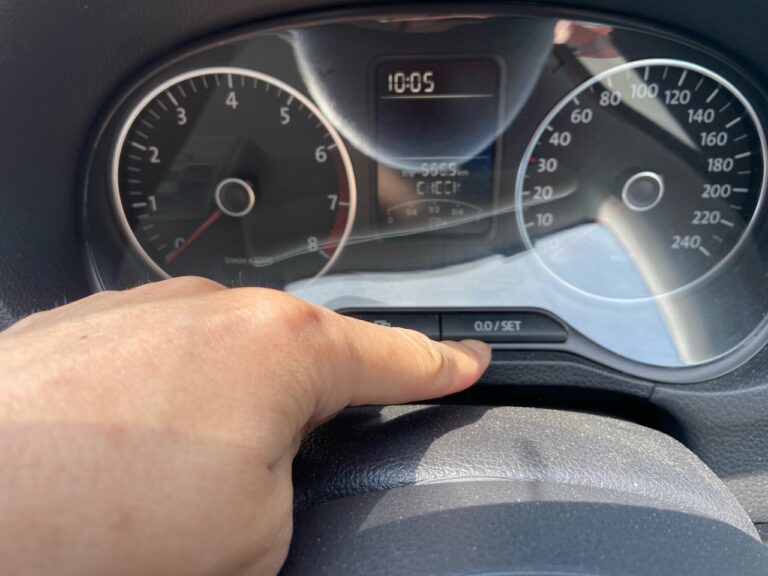 VWポロ スパナマーク・SERVICE（サービスインターバル）リセット方法 - MHO ENGINEERING