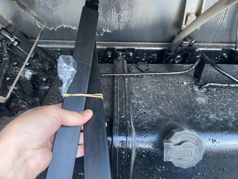 経年劣化でバンドが破損？トラックの燃料タンクバンドに要注意 - MHO ENGINEERING