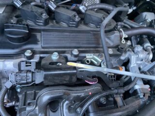 シエンタハイブリッド、エンジンオイル交換でチョイスした0W-8 - MHO ENGINEERING