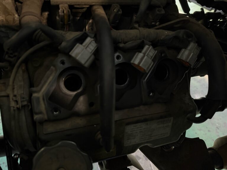 3G83搭載のミニキャブ、プラグが溶損する原因は一体何か？ - MHO ENGINEERING